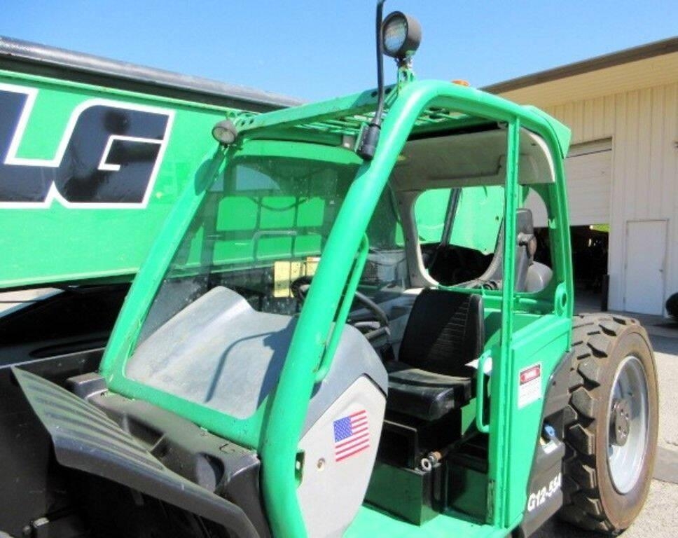 JLG 1255