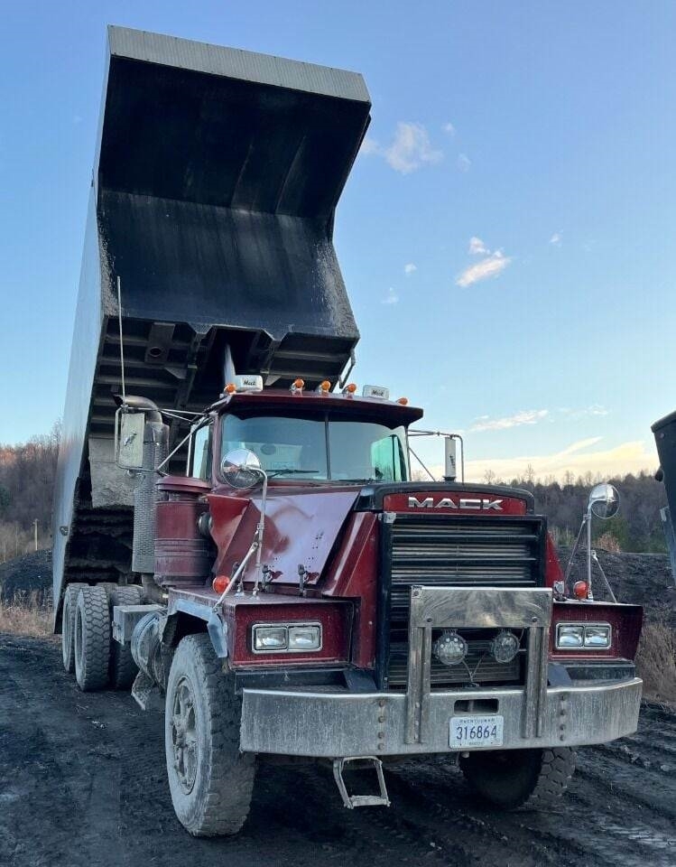 Mack RD888SX