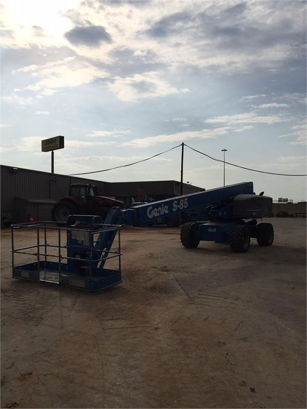 Genie S85 | sn 10840 - Articulated boom lifts - Construction Equipment ...