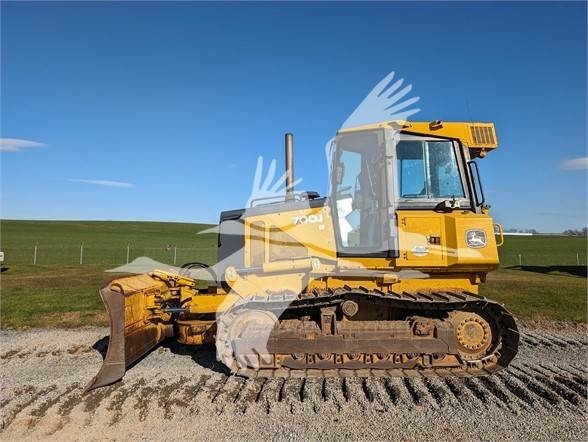 John Deere 700J LT