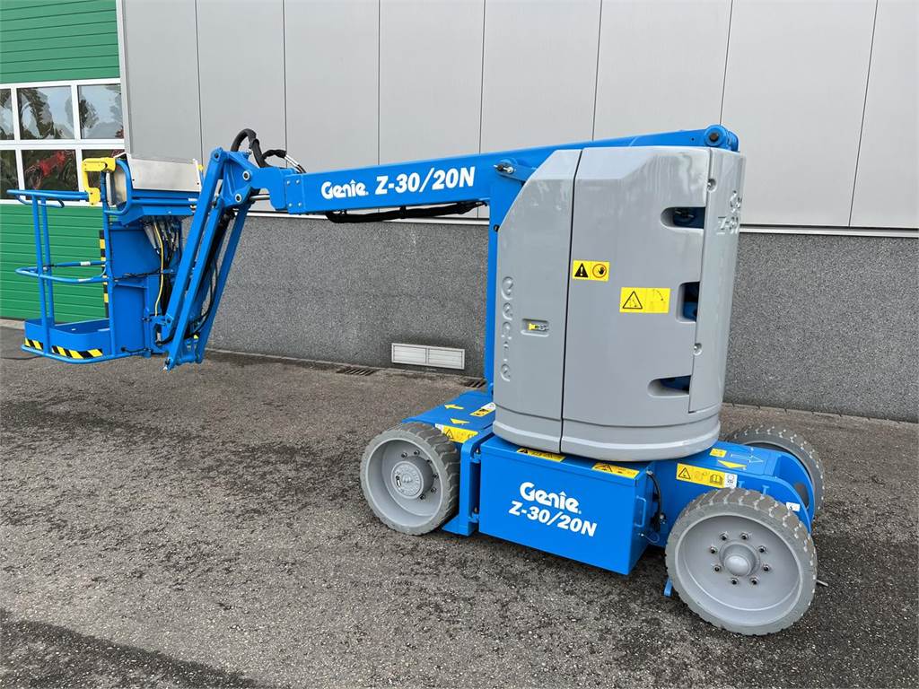 Genie Z30 - Techno West Services