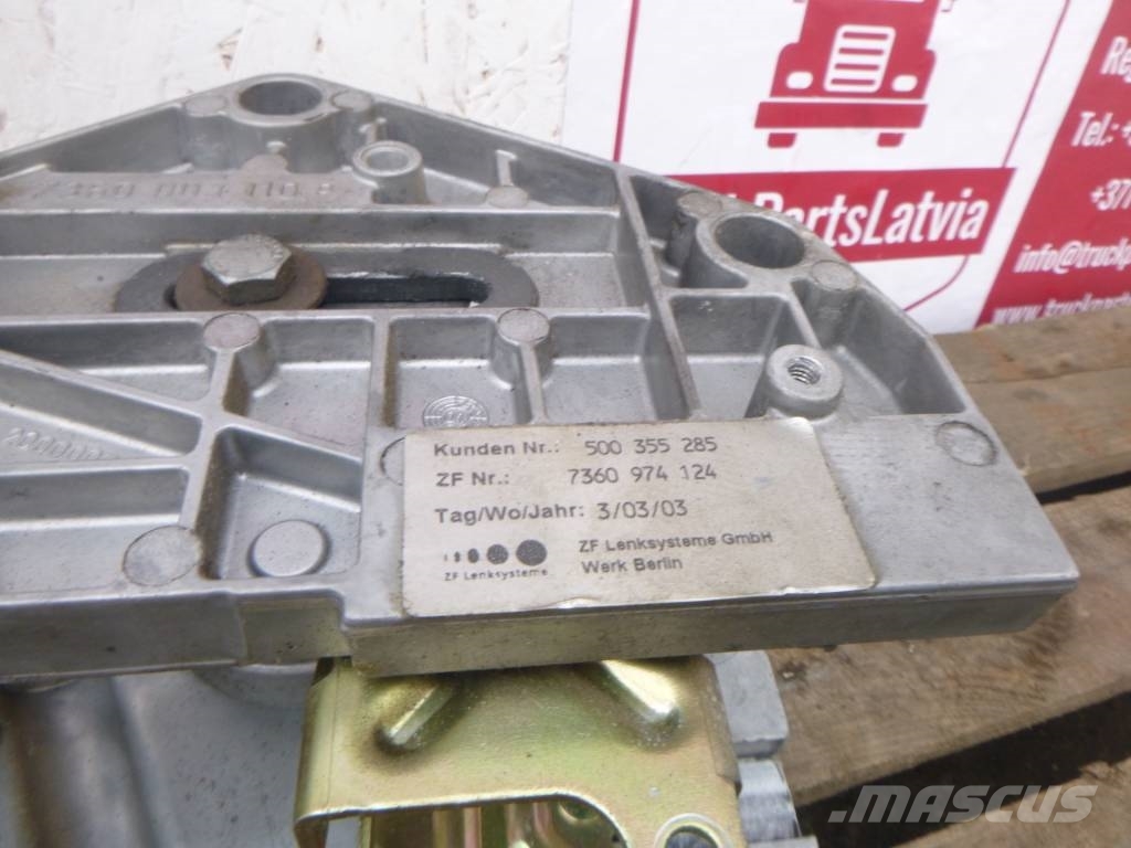 Iveco Stralis steering column bracket 500355285, 2004, RĪGA, Lettland ...