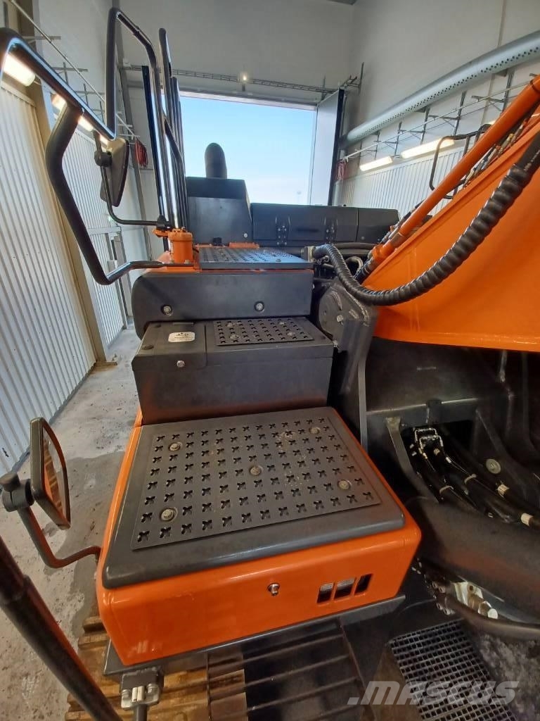 Doosan DX 380 LC-5, Uthyres, 2019, Sweden - Used crawler excavators ...