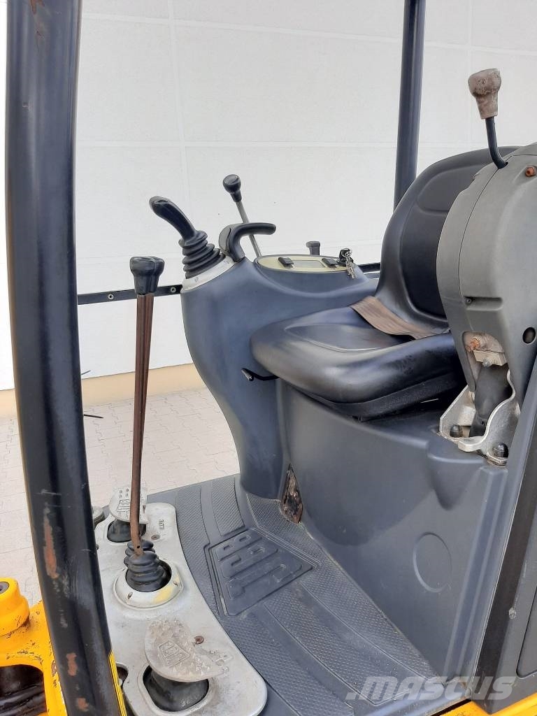 JCB 8014, 2006, Gniezno, ul. Pałucka 5, Polska - używane minikoparki do ...