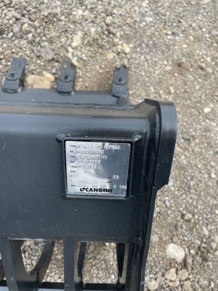 Cangini Benne Bene Gitterlöffel VE 45 / L= 700, 2022, 2482 Münchendorf ...