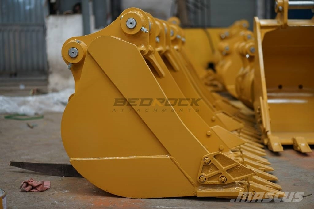 Cat 28” HEAVY DUTY EXCAVATOR BUCKET 307 308, 2022, Irvine, California ...