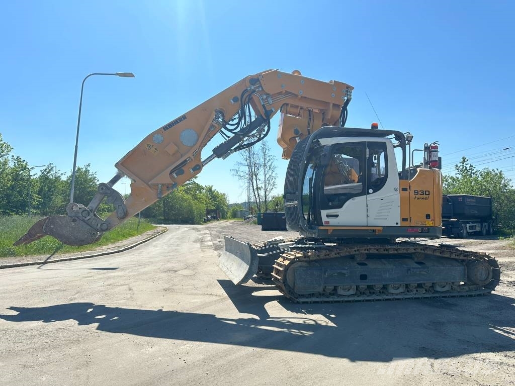 Liebherr R 930 G6 Tunnel, 2023, Landvetter, Västra Götalands län, 瑞典 ...