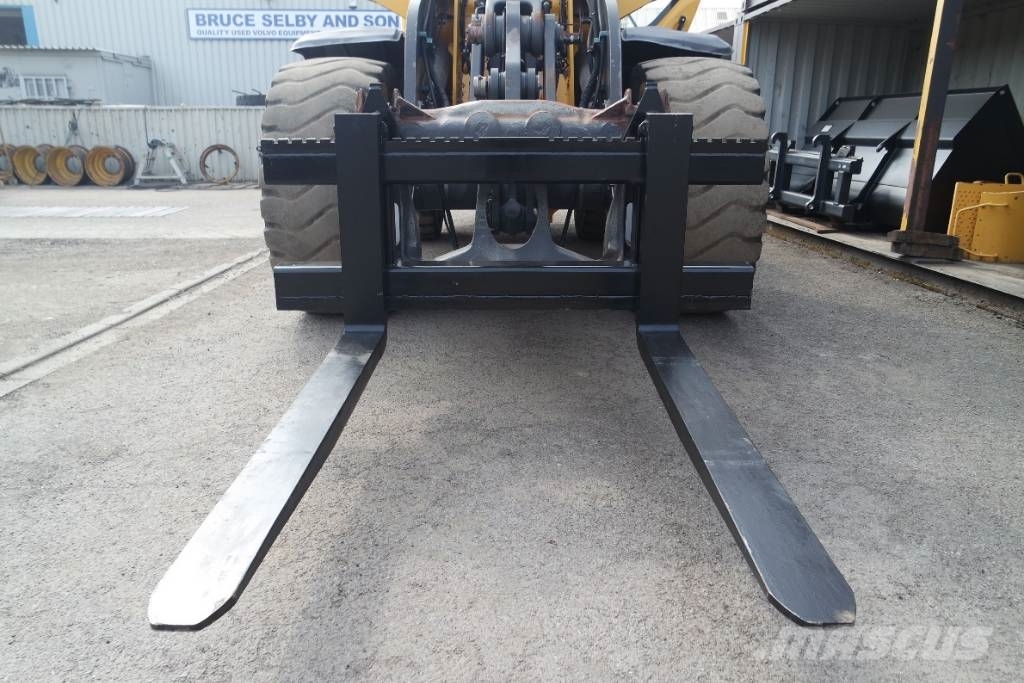 SE / Volvo Pallet Forks, Doncaster, United Kingdom - Used forks - Mascus UK
