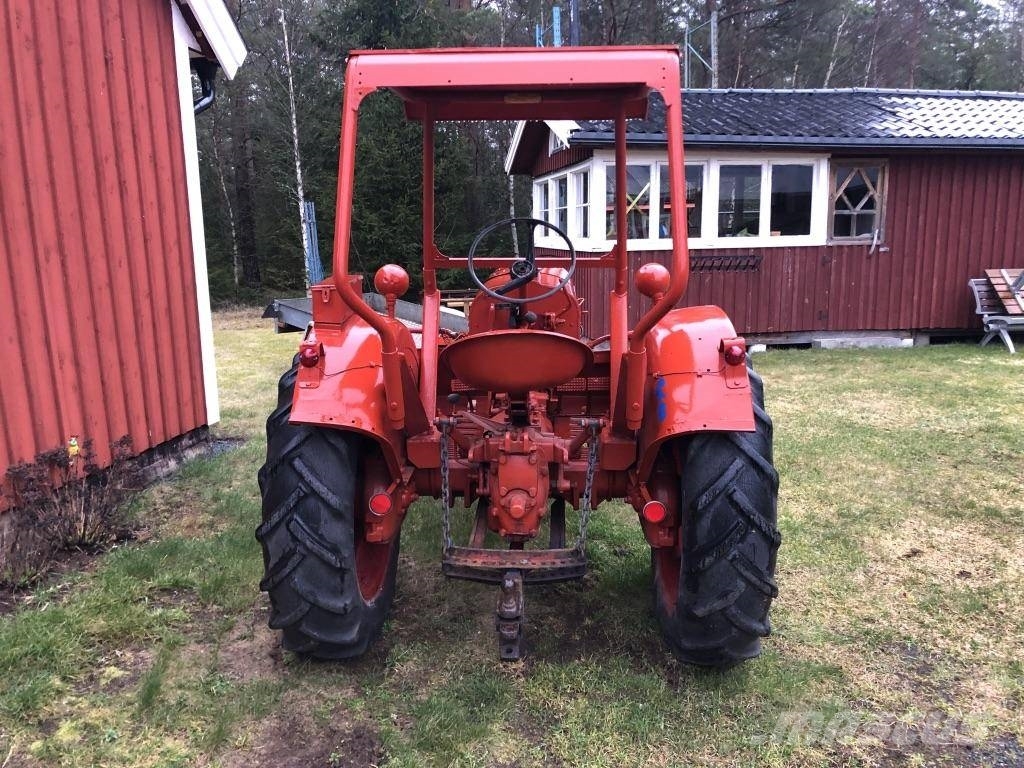 Auktioner för begagnade Volvo T24 inom traktorer på Mascus Auktioner