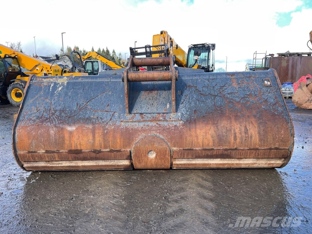 Euro Fab 110MM Grading Bucket to suit 50 - 55 ton Excav, 2021 ...