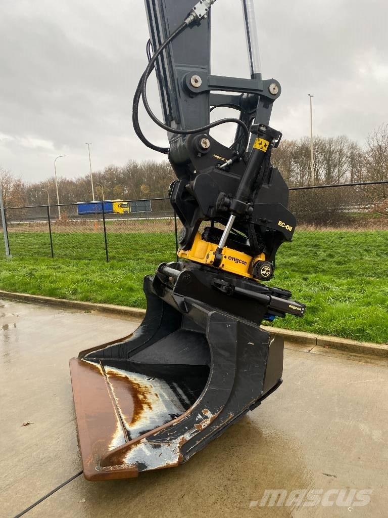 Engcon EC233, OQ80, GB29 = Rotator + Coupler + Gripper +, 2019 ...