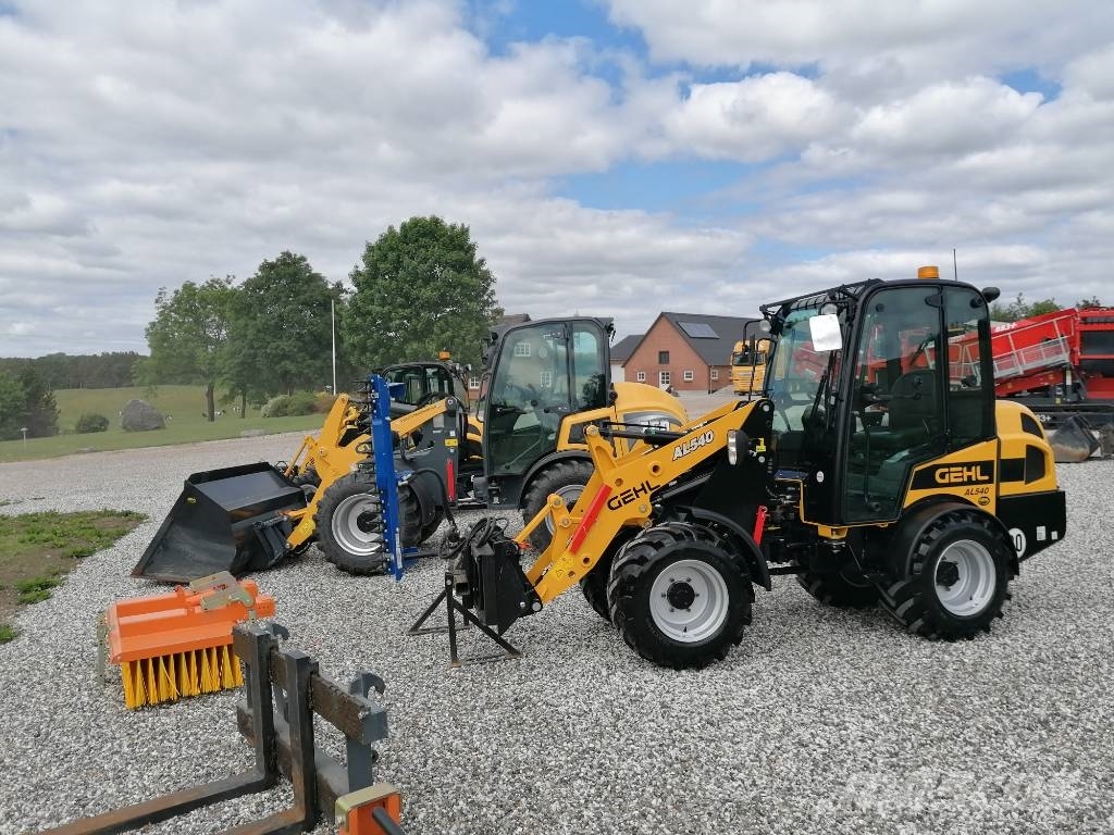 Gehl 540 Wheel Loader