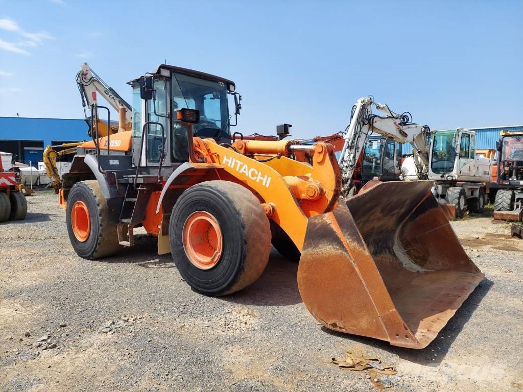 Hitachi ZW250, 2007, Romania - Mascus UK