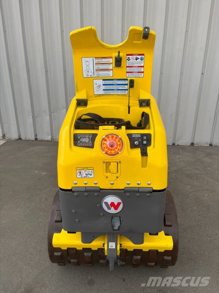 Wacker Neuson RT 82 SC-2, 2013, United States - Used soil compactors ...