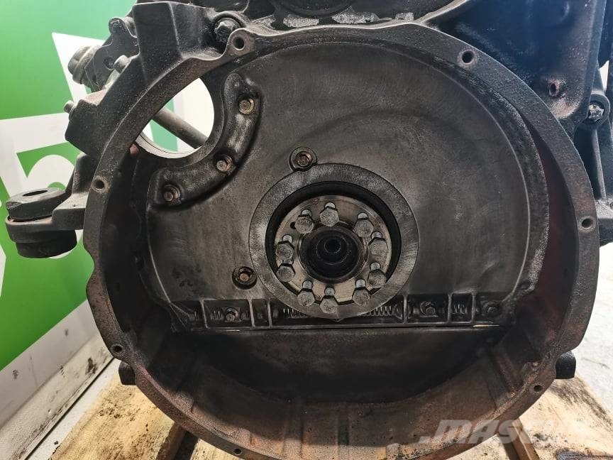 Fendt 718 Vario {engine oil TCD 6,1 L}, , Puola - Käytetyt moottorit ...