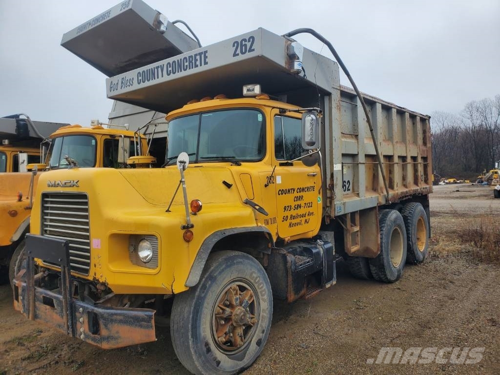 Mack DM690SX, 1999, United States - Used dump Trucks - Mascus USA