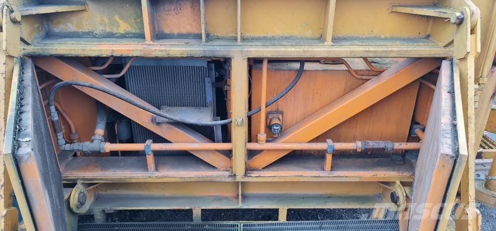 IHC Fundex F12 S Bohrgerät / Ramme, 1999, Germany - Used piling rigs ...