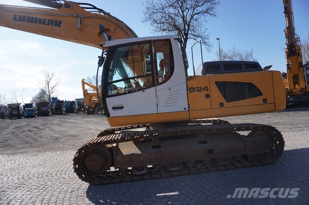 Liebherr R 924 LC, 2013, Poland - Used crawler excavators - Mascus Ireland