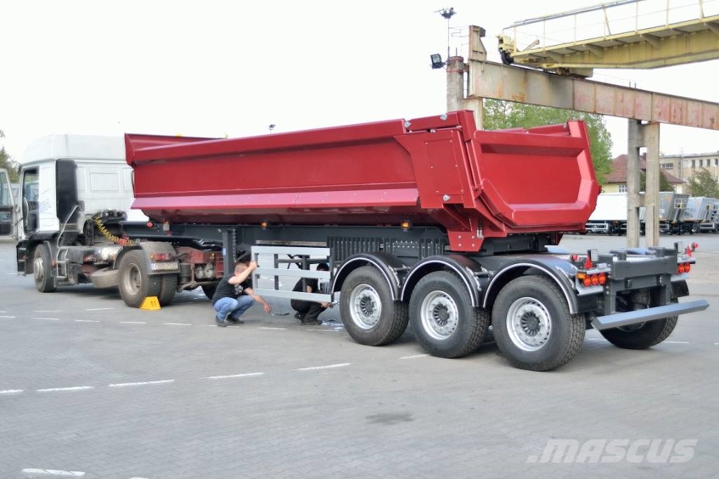 Benalu Mega HArdox tipptrailer med skjutbara axlar, 2021, Sweden - Used ...