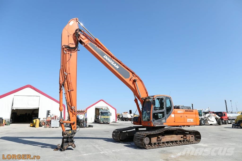 Doosan (Etec) DX 300 - Long Reach Boom 14m + 3D GPS TOPCO