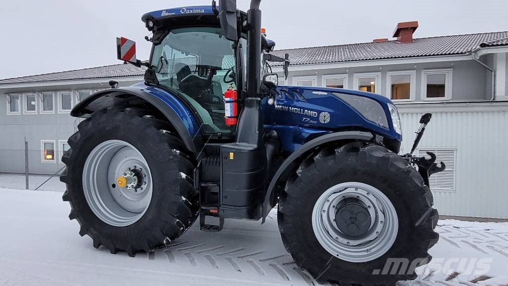 New Holland T7 300 AC PLM Connect, 2023, Axima AB Skövde, El Salvador ...