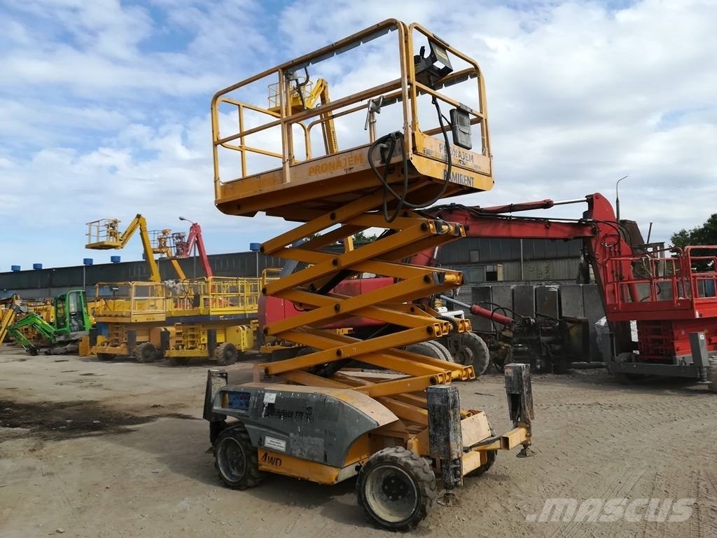 Haulotte Compact 12 DX 2008 Grudzi dz Polen Begagnade Saxliftar haulotte-compact-12-dx-2008-grudzi-dz-polen-begagnade-saxliftar