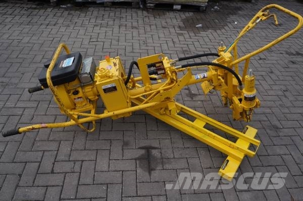 K bolt removing machine Geismar CEMAFER MEB Road R, Pabianice, Pologne ...