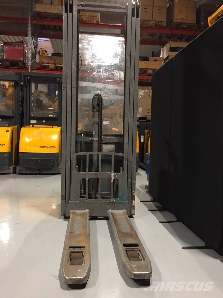 Jungheinrich ERC 216Z, 2019, Denemarken - Tweedehands zelfrijdende ...