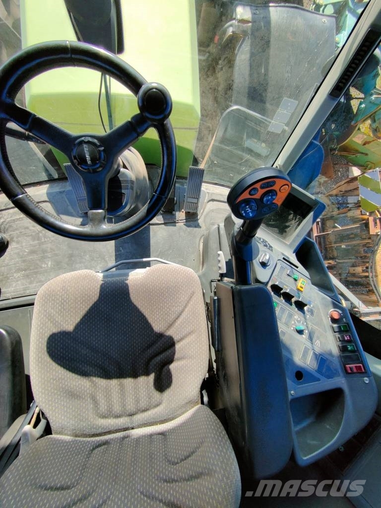 CLAAS Xerion 3300 Trac VC, 2007, Italia - Brukt traktor - Mascus Norge