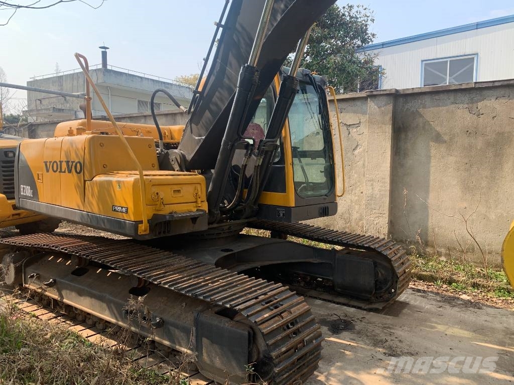 なショベル 油圧クイックカプラー掘削機ec180b Ec200 Ec210b Ec230 Ec230bクイックヒッチ用 - Buy Ec180 Quick Hitch,Hydraulic ...