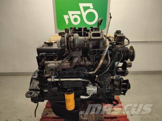 Jcb Fastrac 4220 (AGCO SISU 66AWF) engine, wilkowo, wielkopolskie ...
