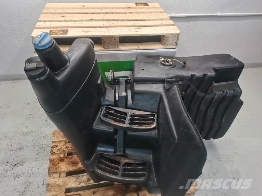 Valtra T 213 fuel tank, , Pologne - d'occasion autres équipements pour ...