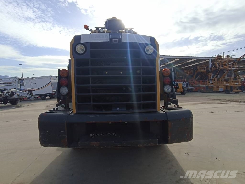Komatsu WA270-7, 2015, Espagne - d'occasion chargeuse sur pneus ...