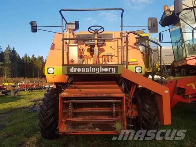 Dronningborg 3000, Østerbækvej 4, Denmark - Used combine harvesters ...
