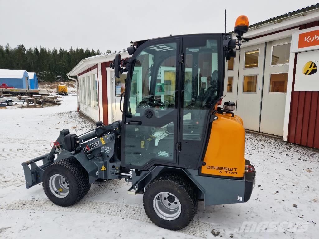 GiANT D 332 SWT X-Tra, Hössjö, Suède - d'occasion chargeuse ...
