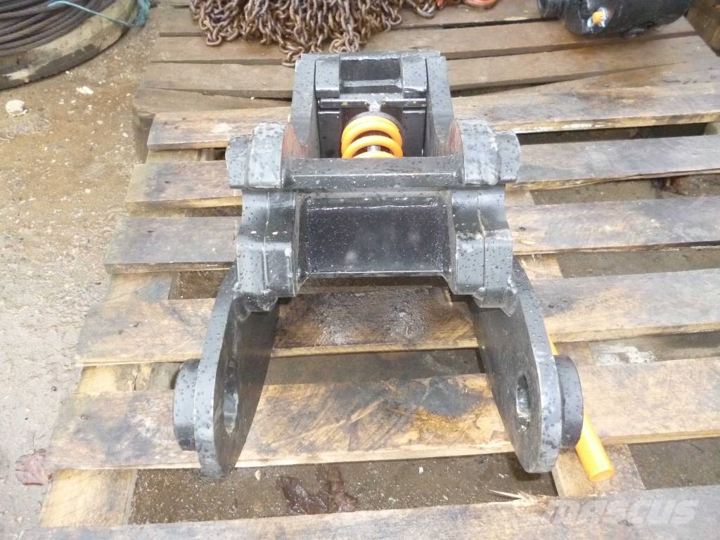 Szybkozłącze CAT 428B 428C 428B, 428C, 2022, Perzyce 42i, Poland - Used ...