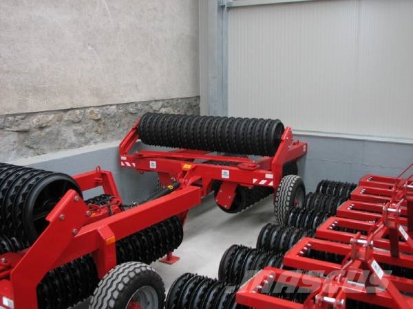 Cambridge walze 630 cm - valjarji, 2022, Slovenia - Brukt valser ...