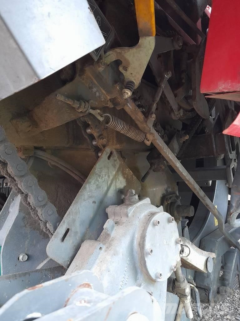 Massey Ferguson 2170, 2013, MEDOLLA (MO), Italy - Used square balers ...