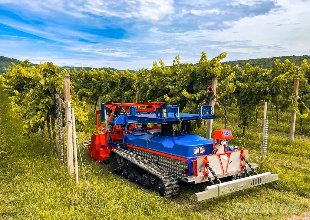 Slopehelper Robotic Farming Machine, Slovenia - Käytetyt muut ...