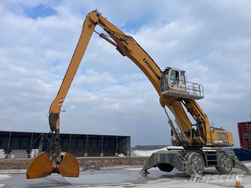 Liebherr A 944 C HD