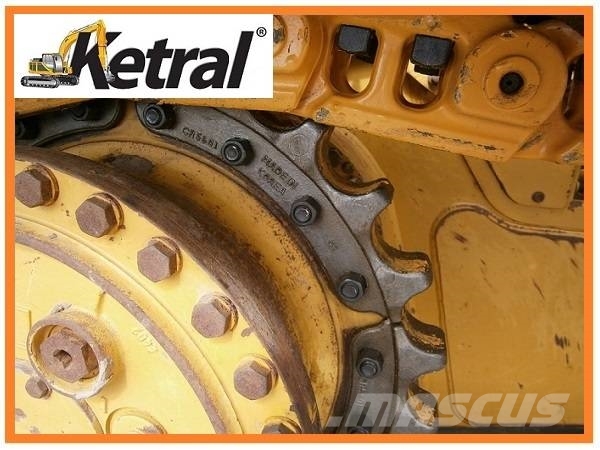 Caterpillar D4 D5 D6 chain roller sprocket idler ONE, 2016, Polonia - buldozer sobre oruga de ...