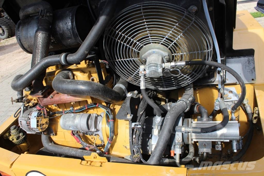 Caterpillar CAT 902, 2005, Parszów, Polen - Gebrauchte Radlader ...