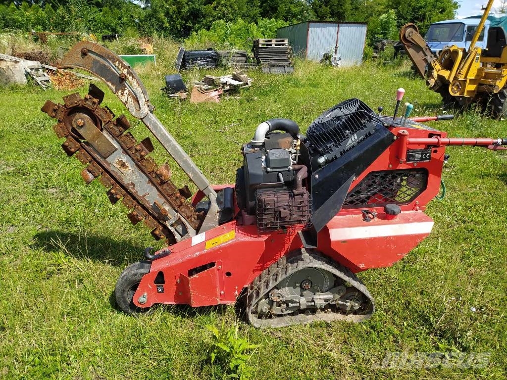 Ditch Witch Trencher Walk Behind RTX150, 2015, Ciechanów, mazowieckie ...