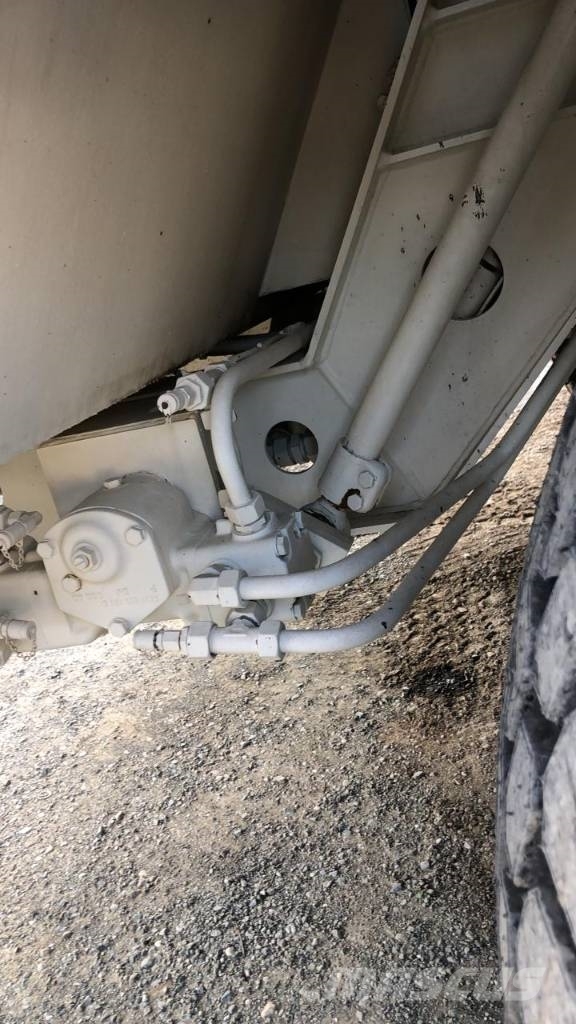 Liebherr LG 1550, 2003, Larnaca, 塞浦勒斯 - 全路面起重機/吊車 - Mascus臺灣