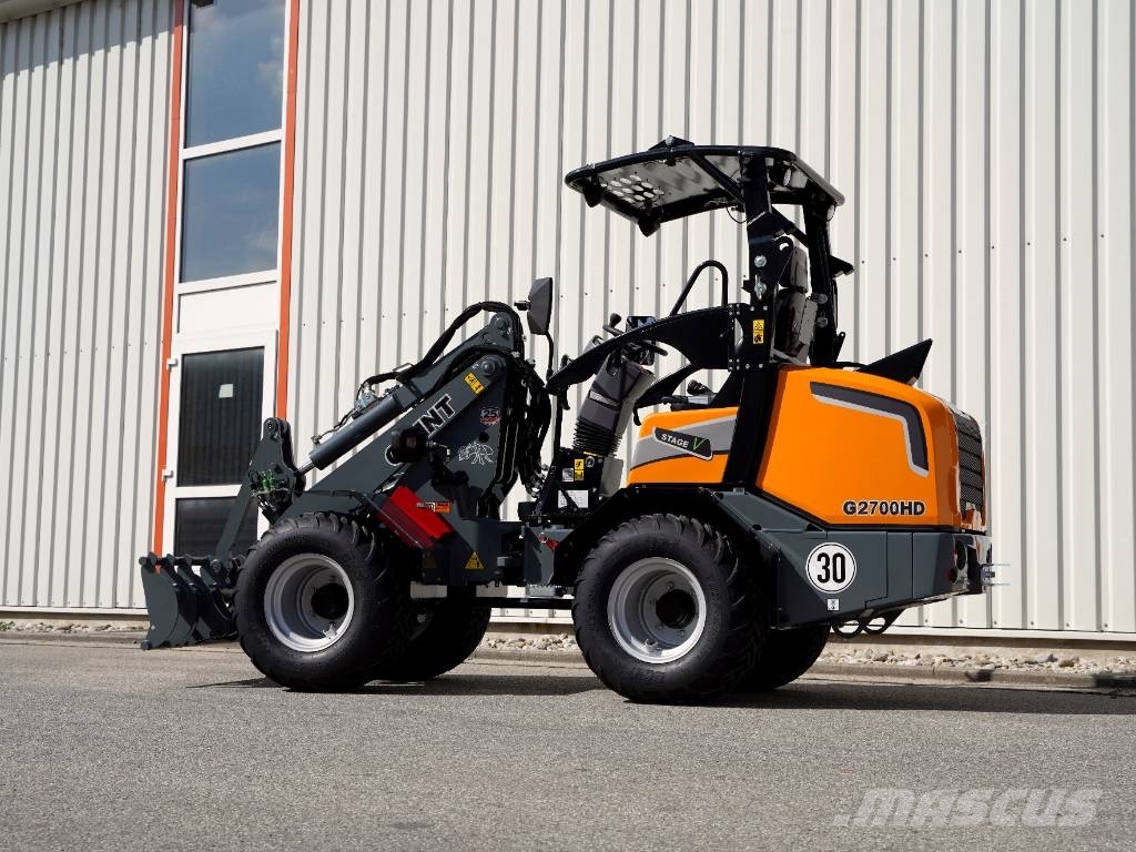 GiANT Radlader G2700 Hoflader | Lader, 2022, Bayern - Eggenfelden ...
