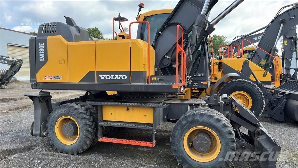 Volvo EW180E, 2022, New Hudson, Michigan, Verenigde Staten ...
