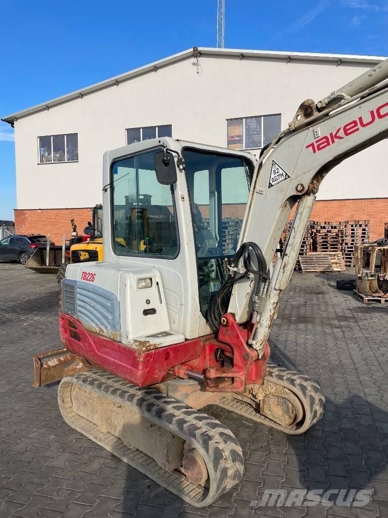 Takeuchi TB228 Mini Excavator (TB230), 2013, Polen - Gebrauchte Minibagger
