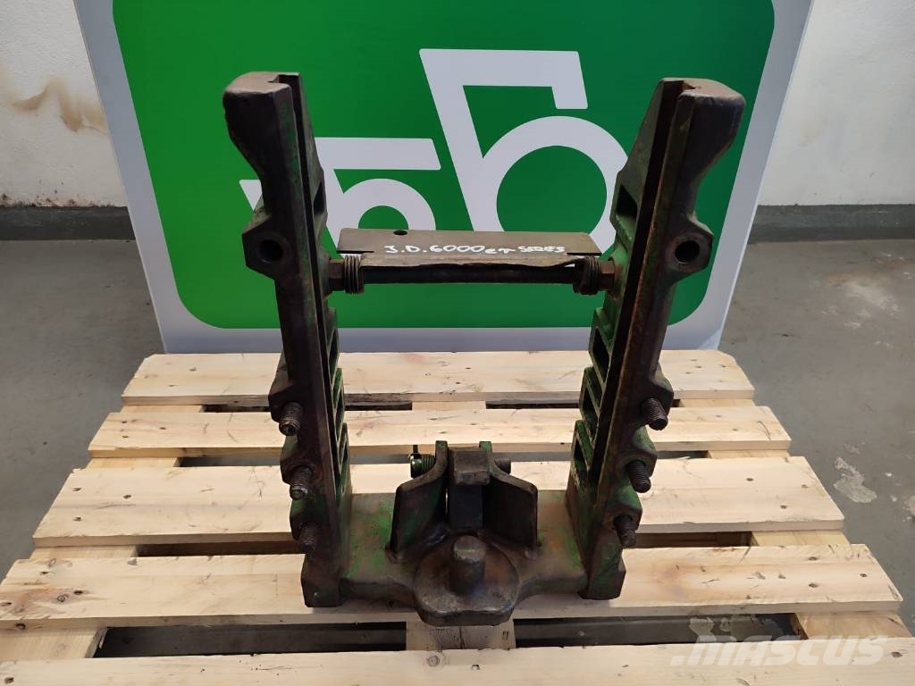 John Deere Piton Fix 70397 John Deere 6155 R hitch console, wilkowo ...