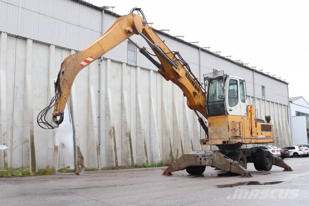 Liebherr A 924 C Umschlagbagger mit Greifer, 2012, Deutschland ...