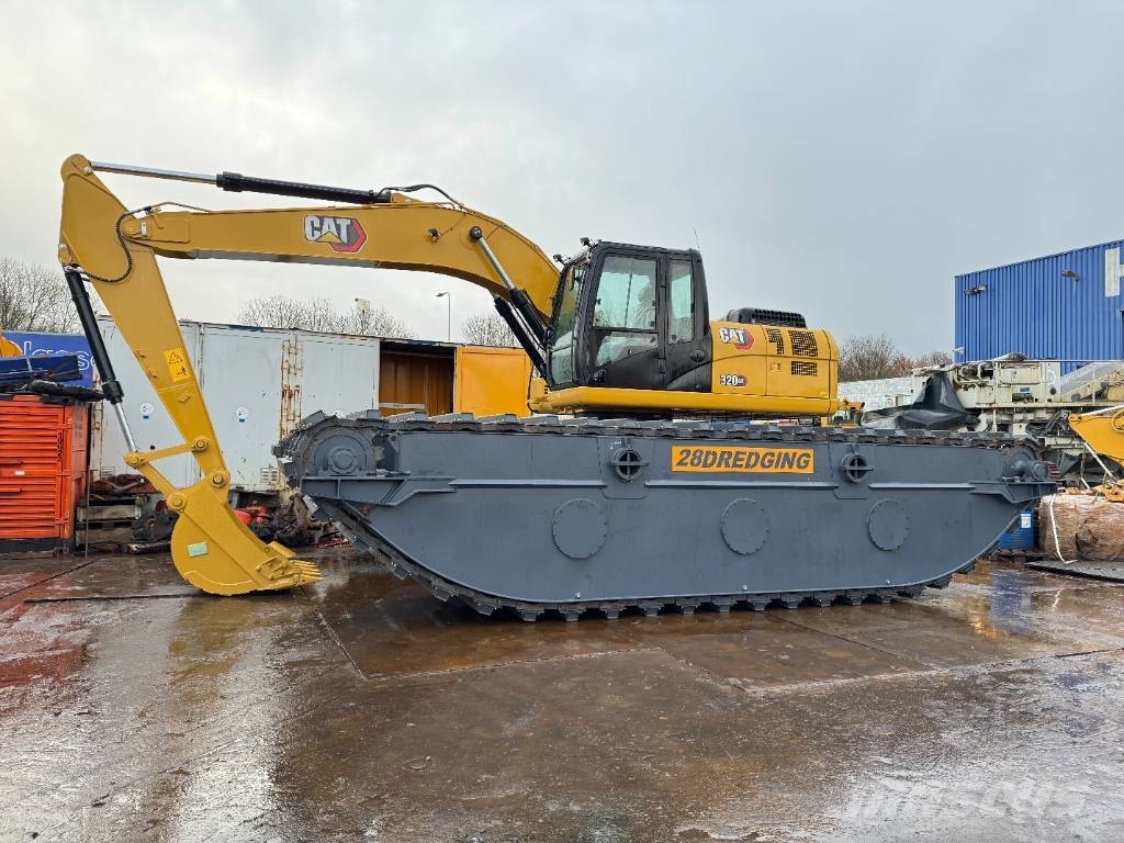 Cat 320 swampbuggy amphibious bigfloat, 2025, Roelofarendsveen, Zuid ...